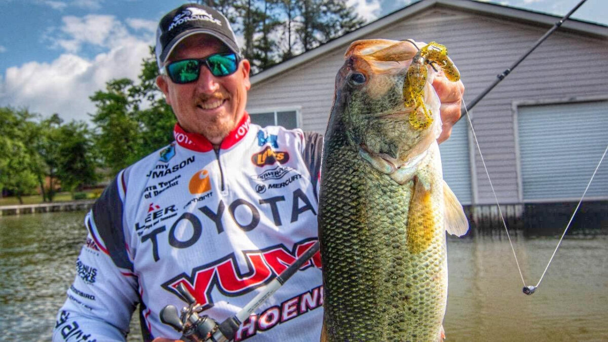 Bass Fishing Boat Docks: 5 Tips That Improve Success - Wired2Fish