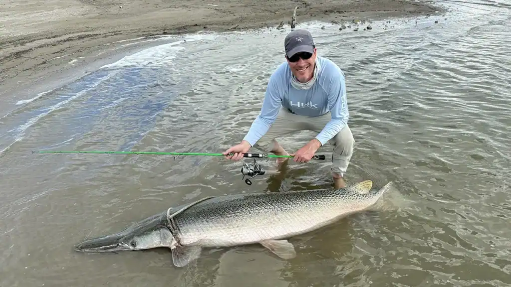 Chasing Dinosaurs: Record Alligator Gar Catches - Wired2Fish